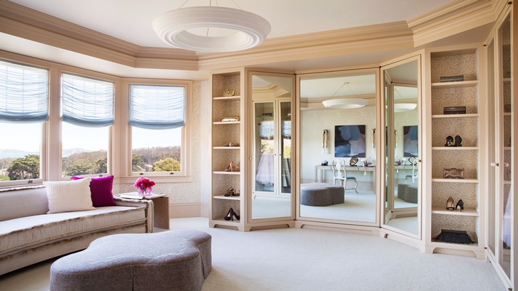 9 Ide & Manfaat Desain Walk in Closet, Serta Tipsnya